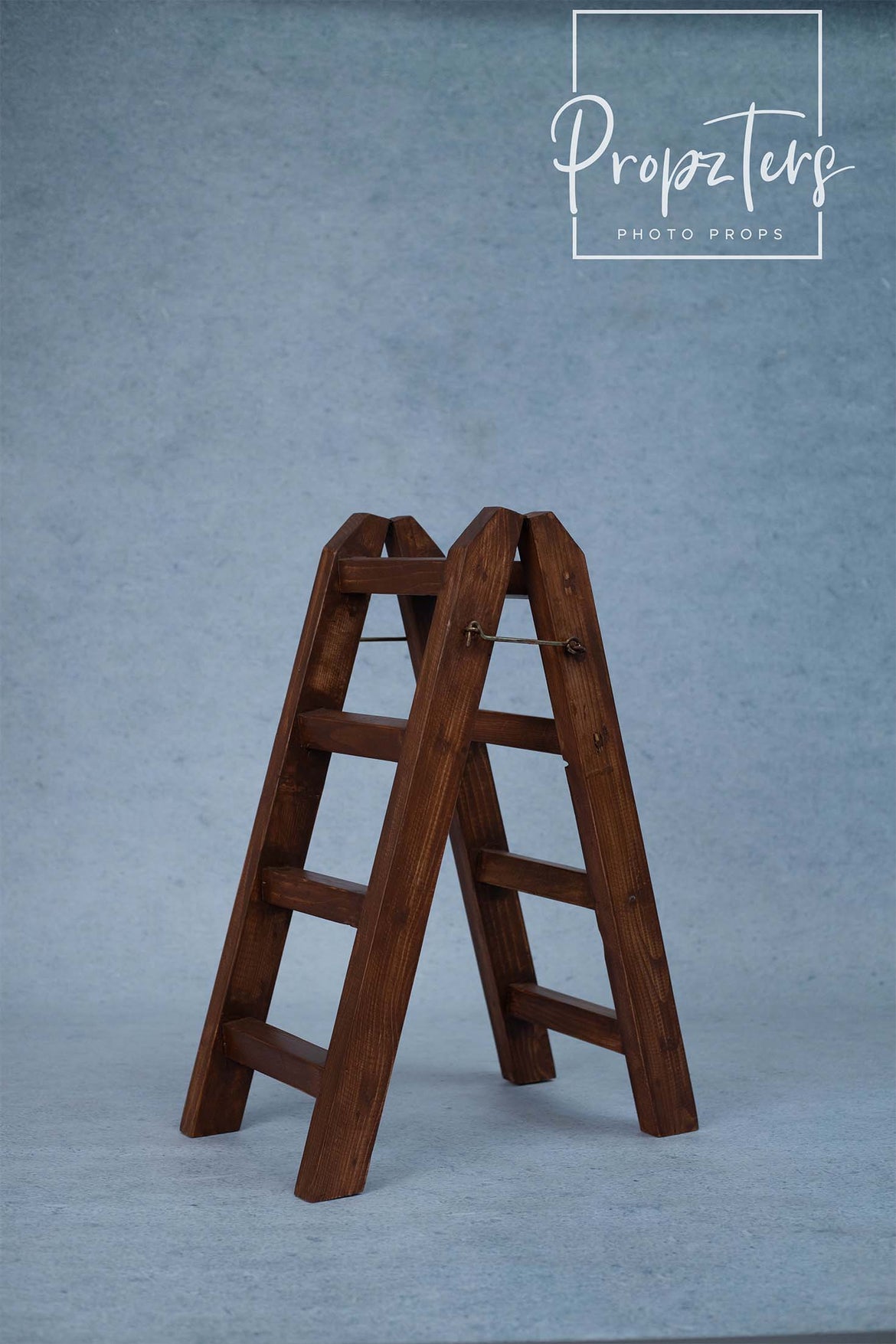 Wooden Ladder – propzters